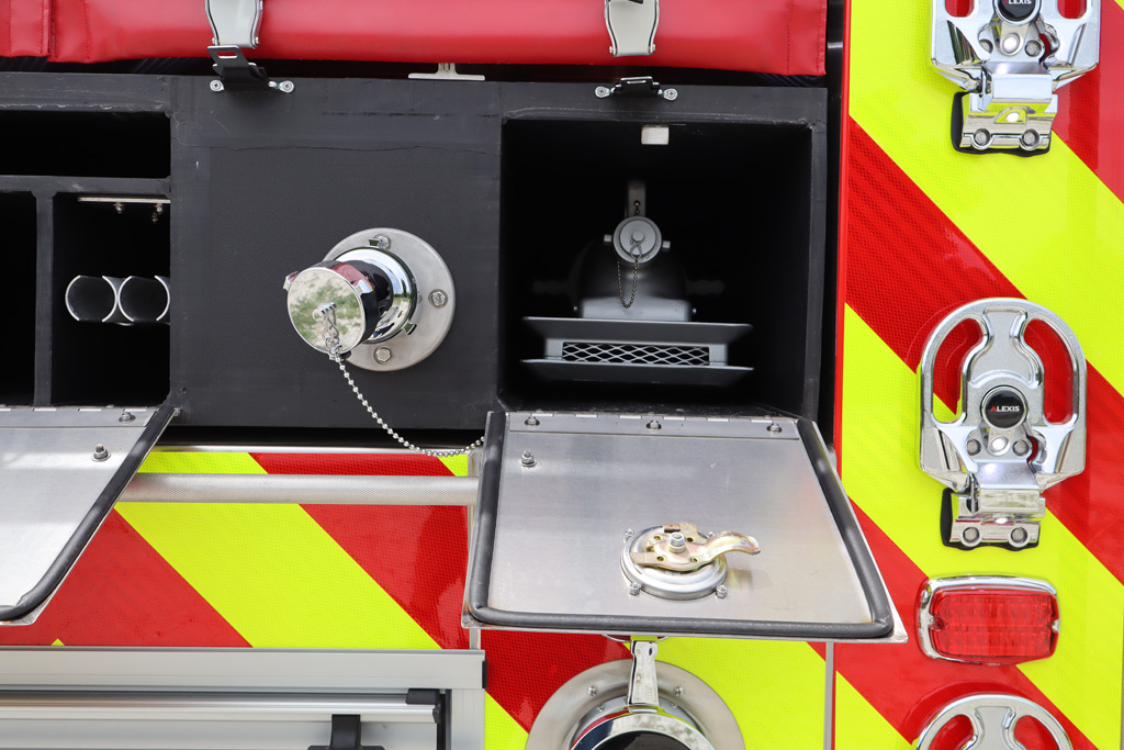 TOP MOUNT 1500GPM PUMPER #2582 | Alexis Fire Equipment Company