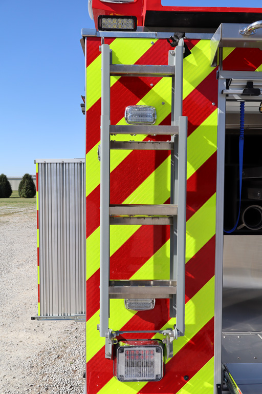 TOP MOUNT EQUALIZER PUMPER #2573 | Alexis Fire Equipment Company