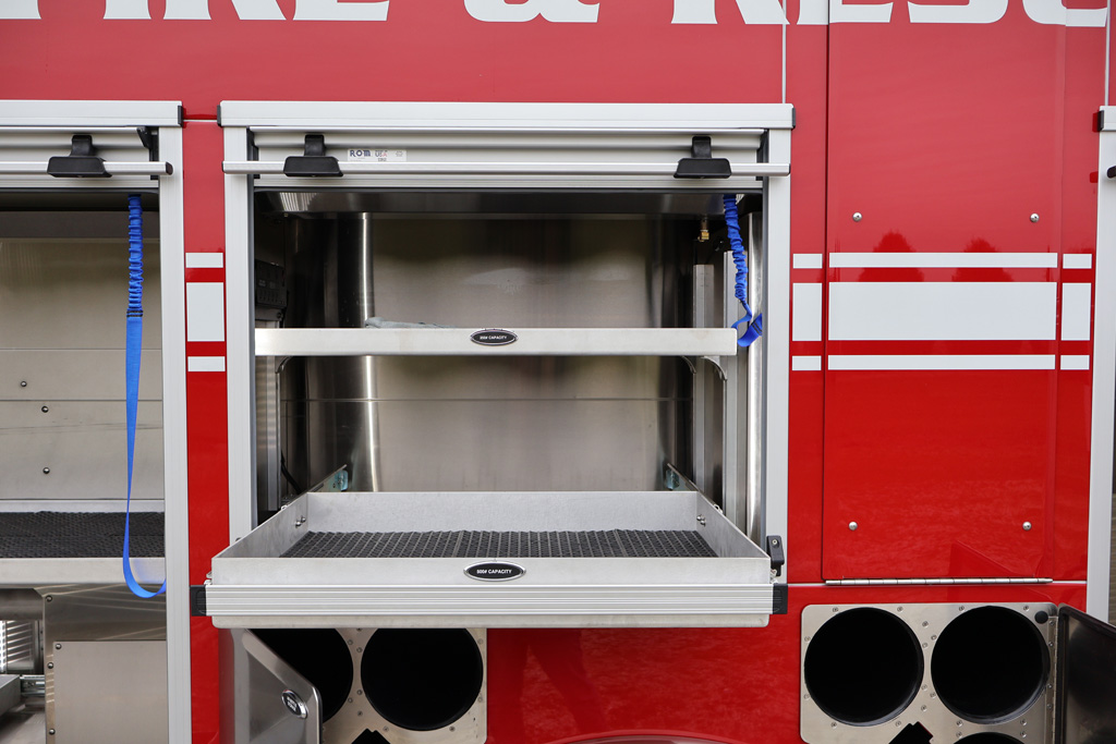 ENCLOSED TOP MOUNT PUMPER #2551 | Alexis Fire Equipment Company