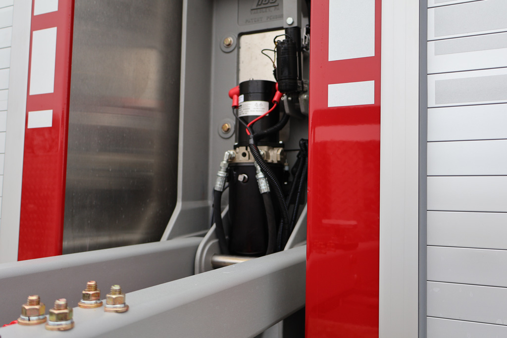 ENCLOSED TOP MOUNT PUMPER #2551 | Alexis Fire Equipment Company