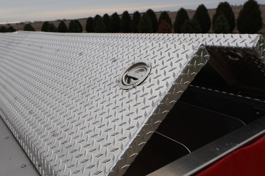 ENCLOSED TOP MOUNT PUMPER #2551 | Alexis Fire Equipment Company