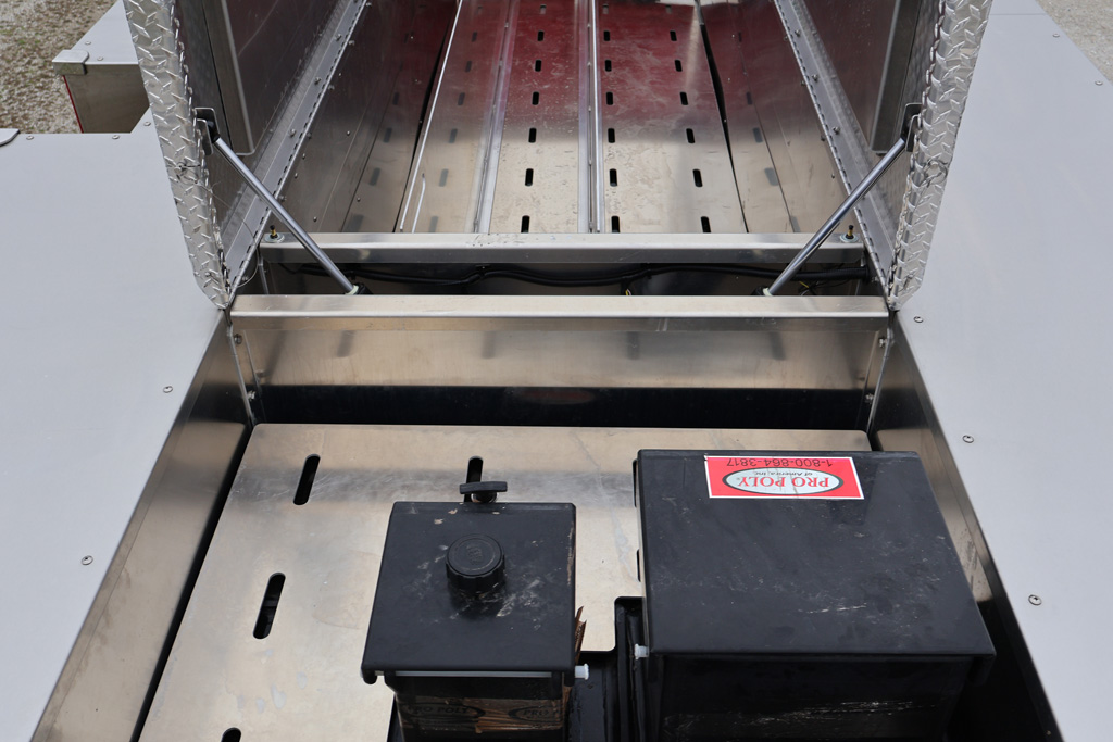 ENCLOSED TOP MOUNT PUMPER #2551 | Alexis Fire Equipment Company