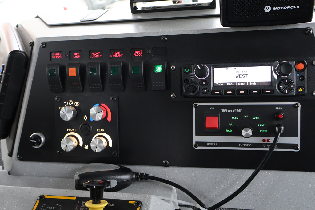 ENCLOSED TOP MOUNT PUMPER #2551 | Alexis Fire Equipment Company