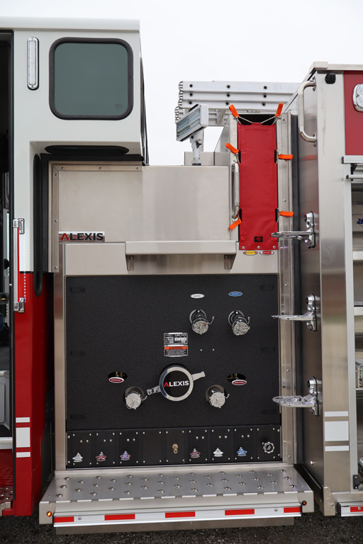 ENCLOSED TOP MOUNT PUMPER #2551 | Alexis Fire Equipment Company