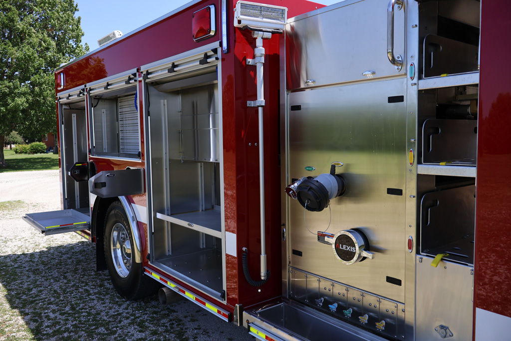 SIDE CONTROL 1500GPM PUMPER #2596 | Alexis Fire Equipment Company