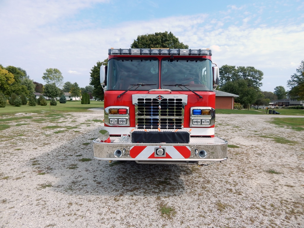 CUSTOM SIDE CONTROL 4X4 RESCUE PUMPER #2398 | Alexis Fire Equipment Company