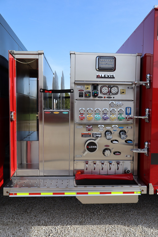 1500GPM SIDE CONTROL PUMPER #2549 | Alexis Fire Equipment Company