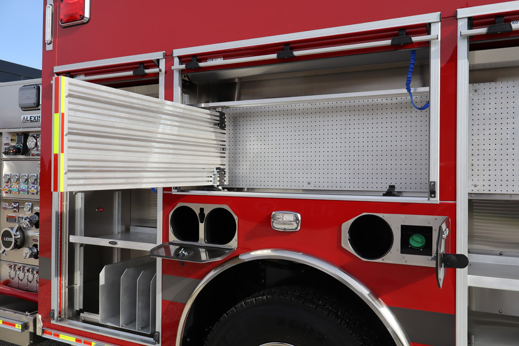 1500GPM SIDE CONTROL PUMPER #2549 | Alexis Fire Equipment Company