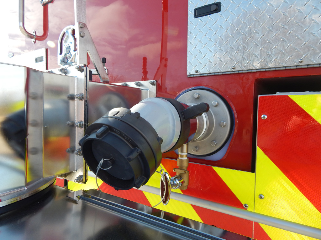 2000-GALLON BADGER TANKER #2517 | Alexis Fire Equipment Company