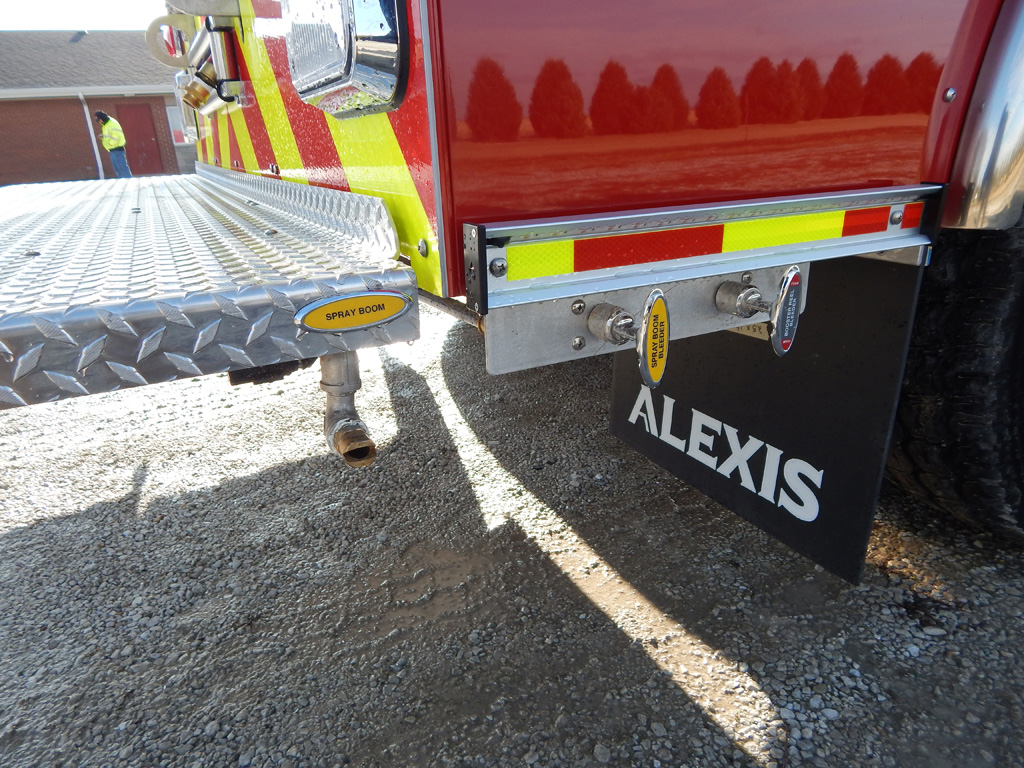 2000-GALLON BADGER TANKER #2517 | Alexis Fire Equipment Company