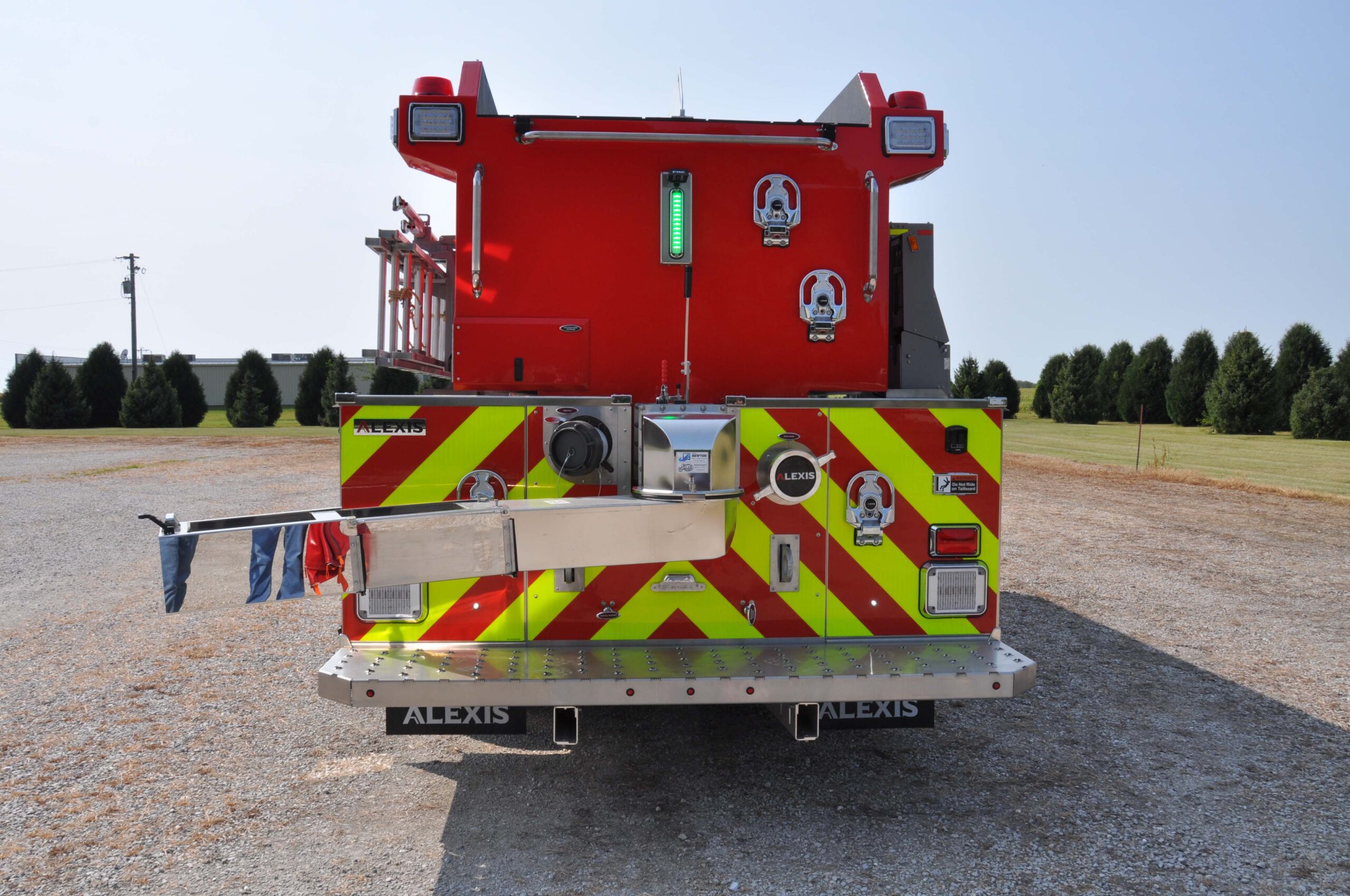 3000 GALLON TANKER #2543 | Alexis Fire Equipment Company