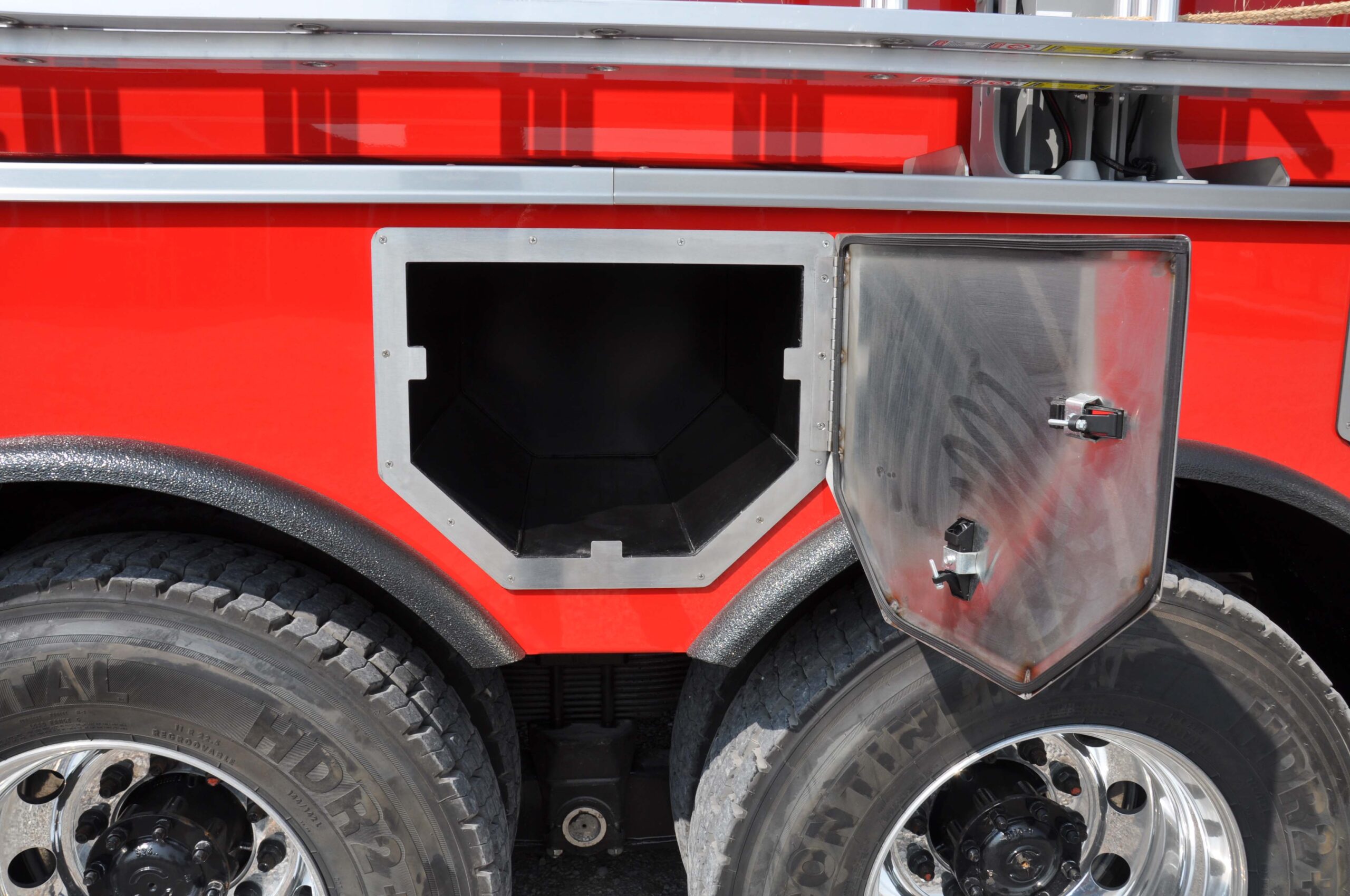 3000 GALLON TANKER #2543 | Alexis Fire Equipment Company