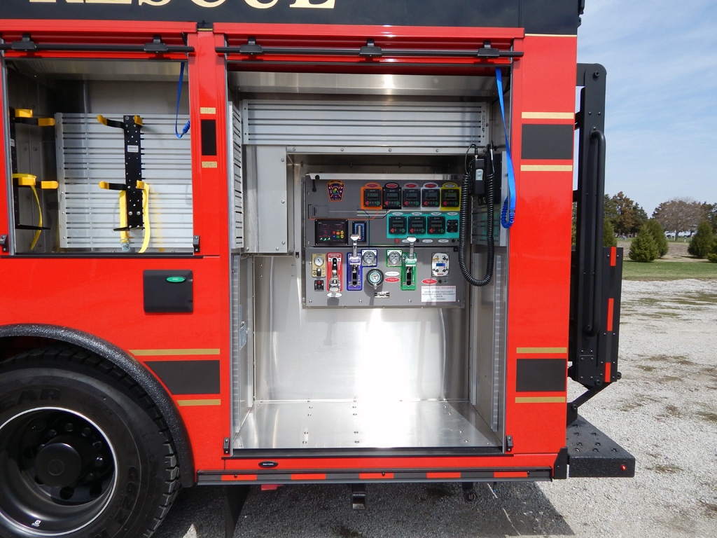 CUSTOM REAR MOUNT PUMPER #2413 | Alexis Fire Equipment Company