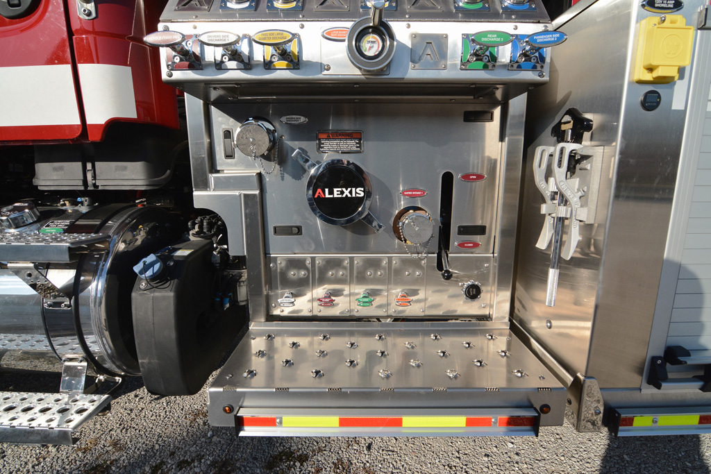 2,000-GALLON TANKER #2516 | Alexis Fire Equipment Company