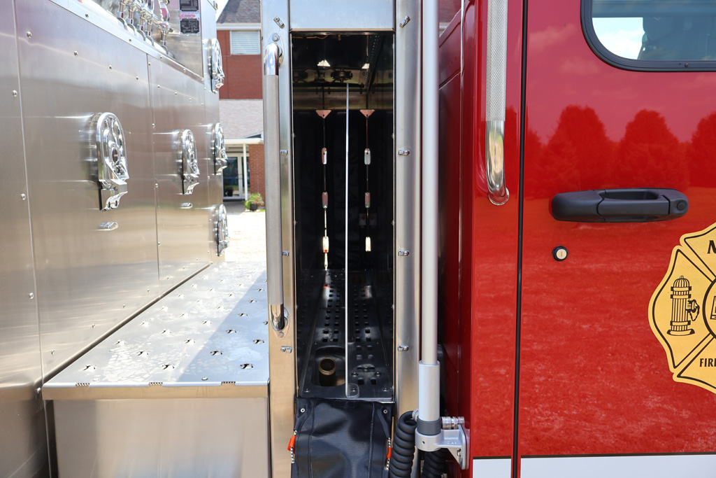 TOP MOUNT EQUALIZER PUMPER #2589 | Alexis Fire Equipment Company
