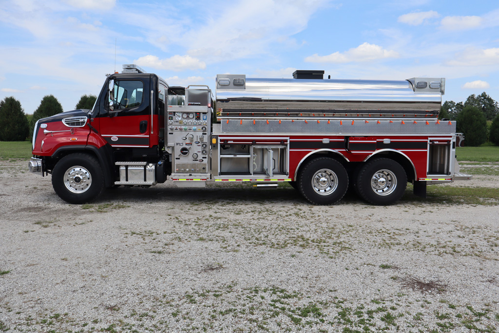 3000 GALLON TANKER #2594 | Alexis Fire Equipment Company