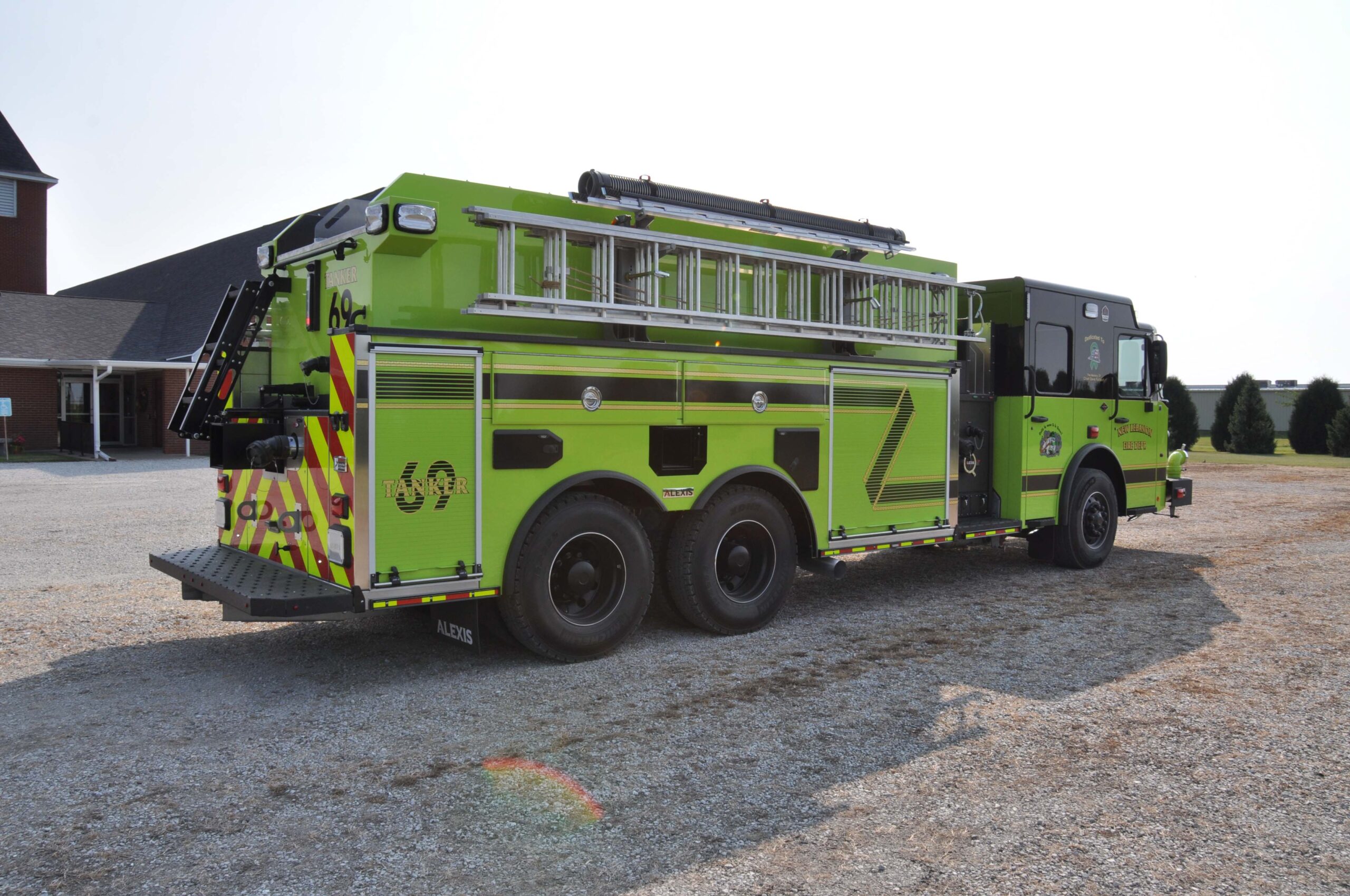 3000 GALLON TANKER #2544 | Alexis Fire Equipment Company