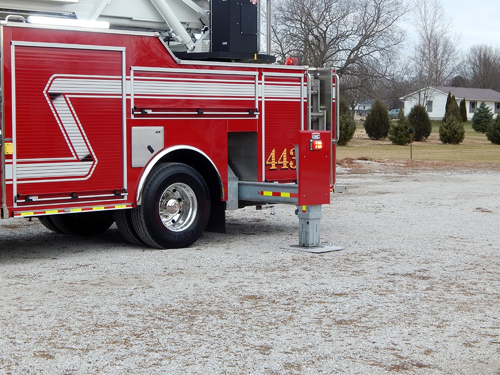 78-FOOT THREE SECTION AERIAL LADDER #2337 | Alexis Fire Equipment Company