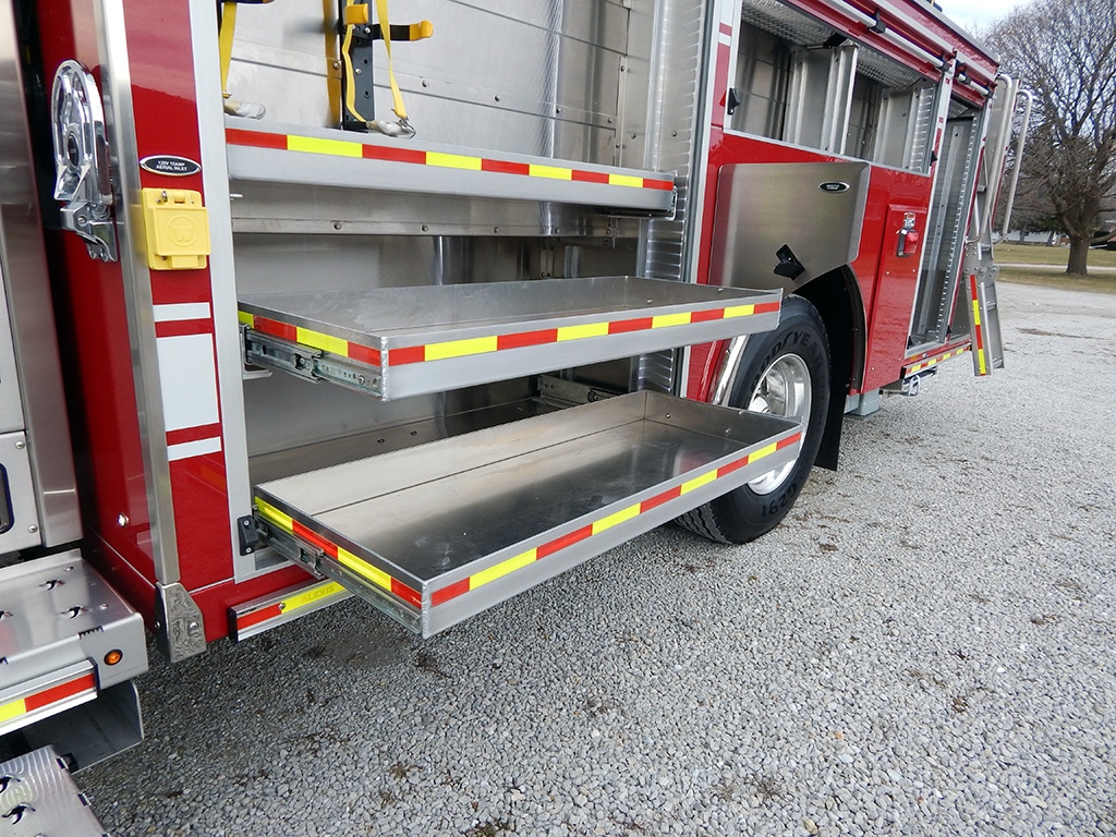 78-FOOT THREE SECTION AERIAL LADDER #2337 | Alexis Fire Equipment Company
