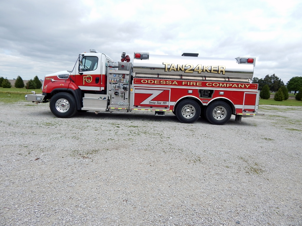 3000 GALLON ELLIPTICAL TANKER #2432 | Alexis Fire Equipment Company