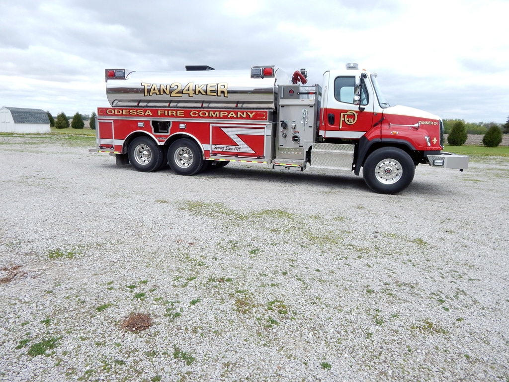 3000 GALLON ELLIPTICAL TANKER #2432 | Alexis Fire Equipment Company