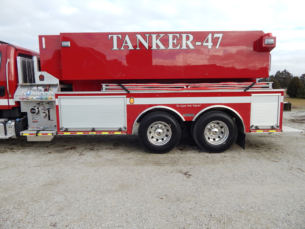 3000 GALLON TANKER #2566 | Alexis Fire Equipment Company