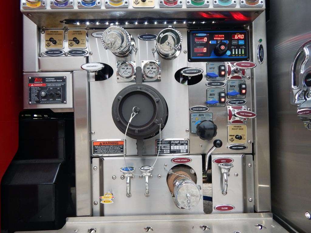 1250-GALLON CUSTOM PUMPER #2515 | Alexis Fire Equipment Company