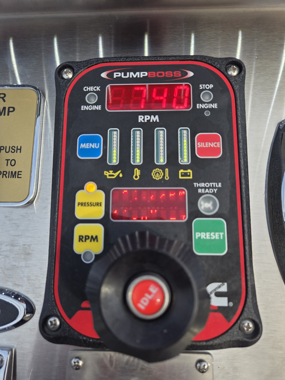 TOP MOUNT EQUALIZER 1250 GPM PUMPER #2569 | Alexis Fire Equipment Company