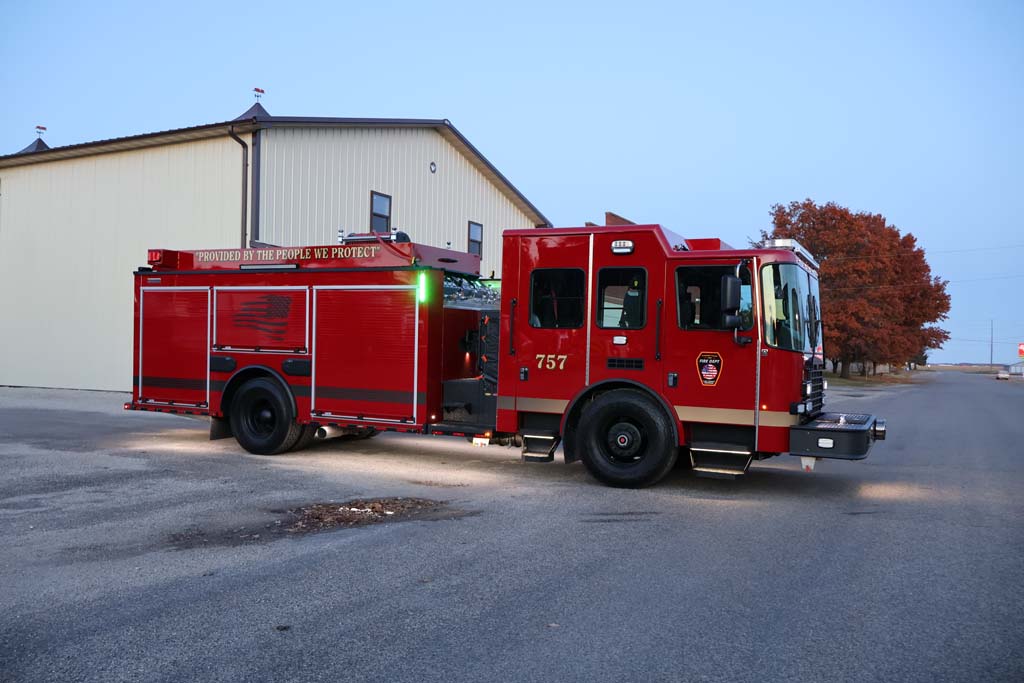 TOP MOUNT EQUALIZER PUMPER #2598 “BIG MAC” | Alexis Fire Equipment Company