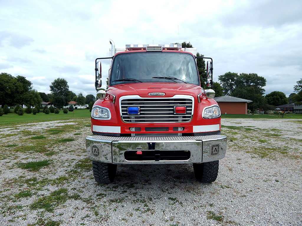 CUSTOM 20-FOOT WALK-IN RESCUE #S758 | Alexis Fire Equipment Company