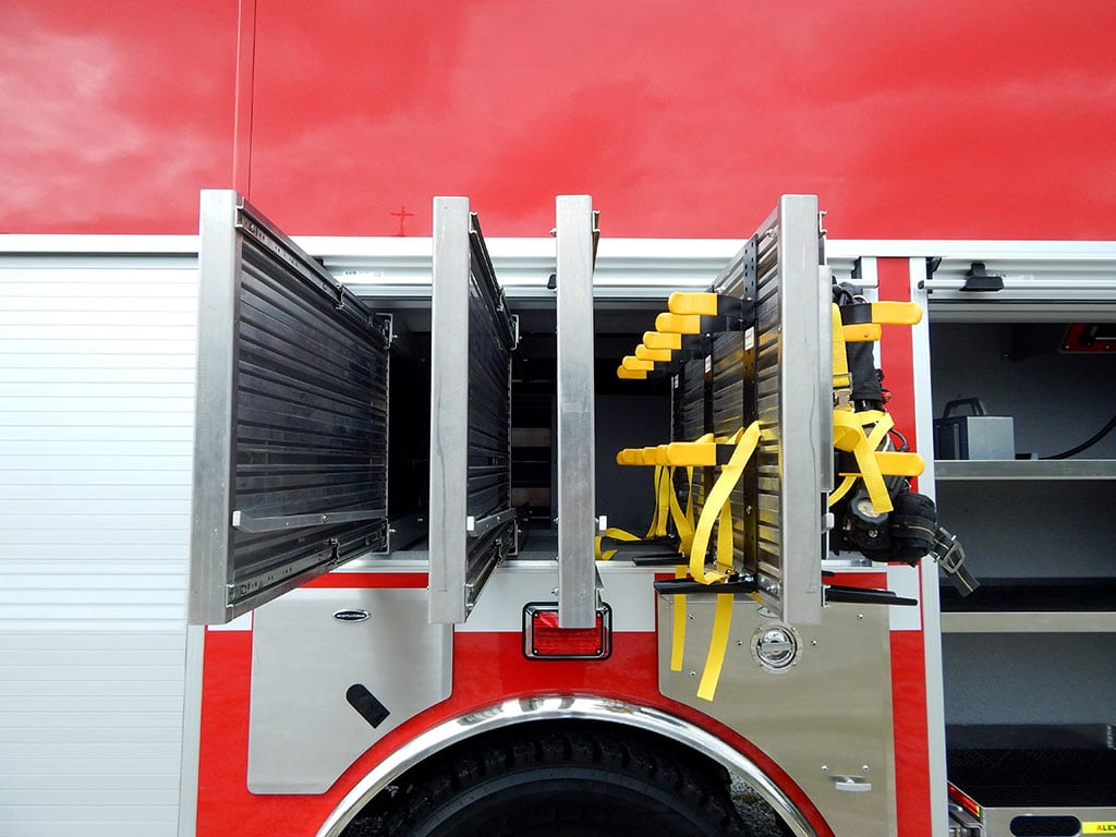 CUSTOM 20-FOOT WALK-IN RESCUE #S758 | Alexis Fire Equipment Company