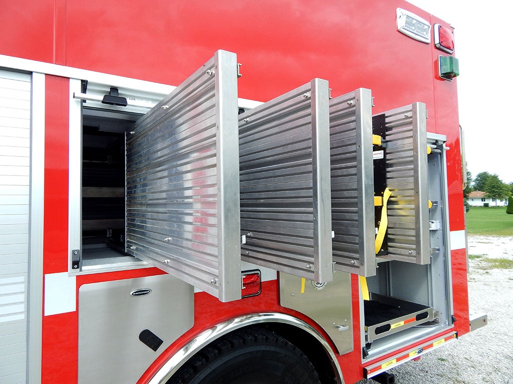 CUSTOM 20-FOOT WALK-IN RESCUE #S758 | Alexis Fire Equipment Company