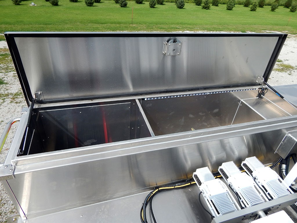 CUSTOM 20-FOOT WALK-IN RESCUE #S758 | Alexis Fire Equipment Company