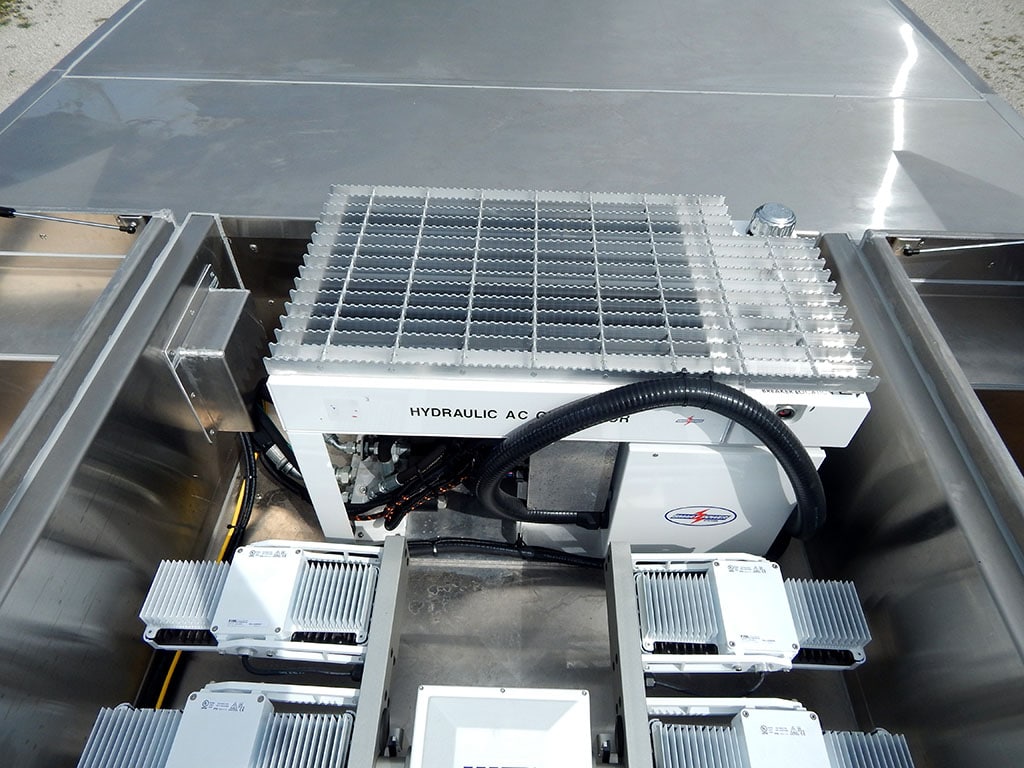 CUSTOM 20-FOOT WALK-IN RESCUE #S758 | Alexis Fire Equipment Company