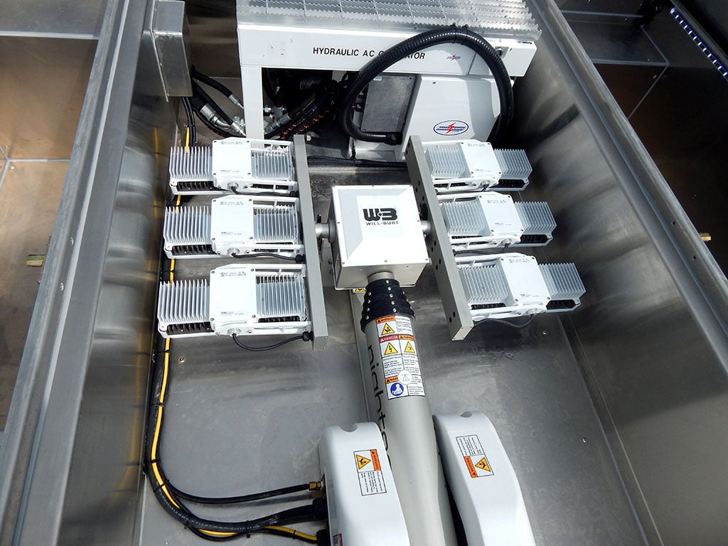 CUSTOM 20-FOOT WALK-IN RESCUE #S758 | Alexis Fire Equipment Company