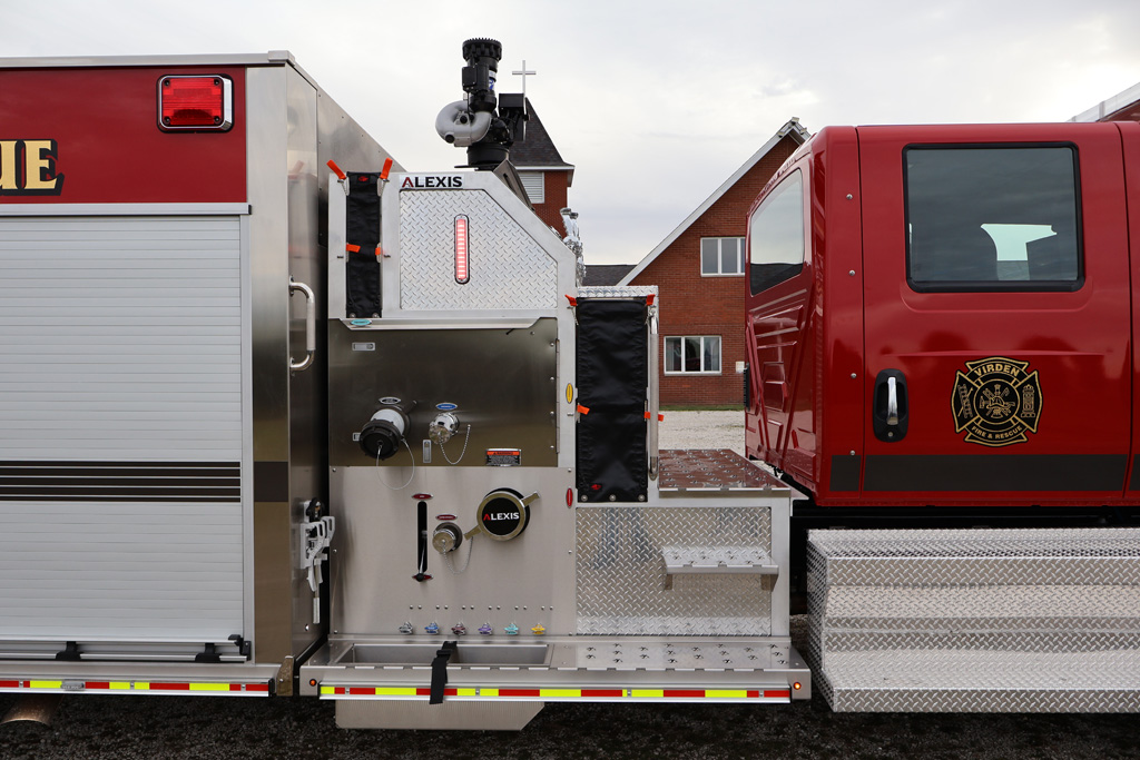 TOP MOUNT 1500 GPM PUMPER #2525 | Alexis Fire Equipment Company