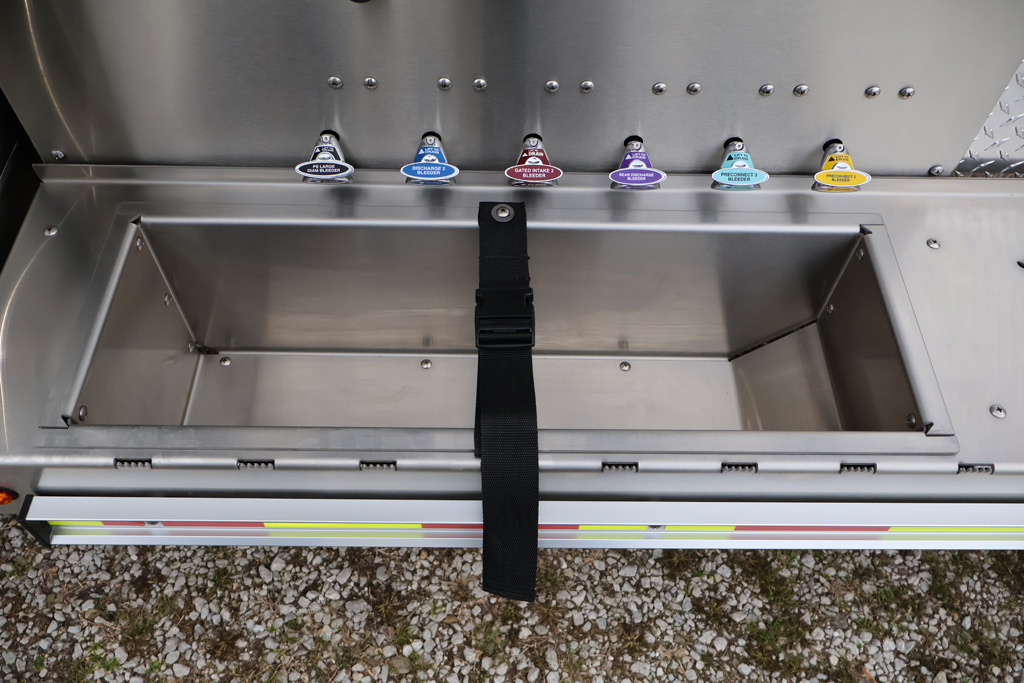 TOP MOUNT 1500 GPM PUMPER #2525 | Alexis Fire Equipment Company