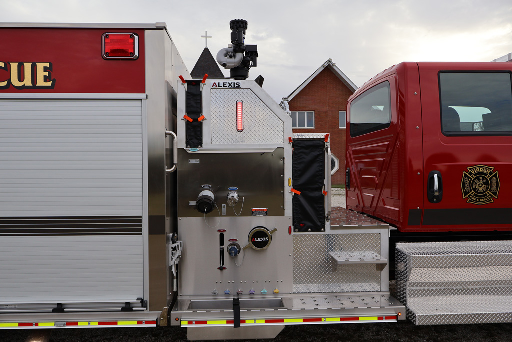 TOP MOUNT 1500 GPM PUMPER #2525 | Alexis Fire Equipment Company