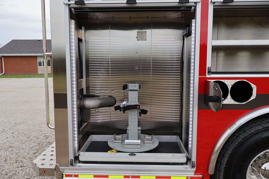 TOP MOUNT 1500 GPM PUMPER #2525 | Alexis Fire Equipment Company